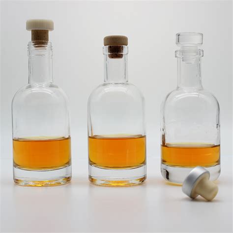 Professional Manufacture High Quality Cheap Small Liquor Glass Bottle