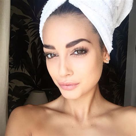 Help Shrink Your Pores With These Fab Tips