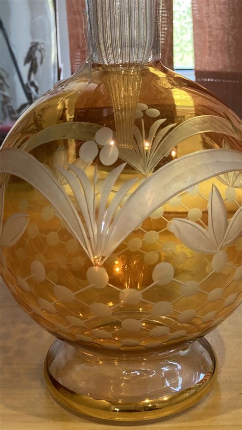 Glass Collectors Weekly