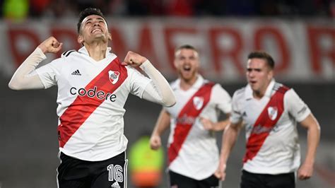 Liga Profesional River Venció 4 A 1 A Newells Y Se Metió En La Pelea