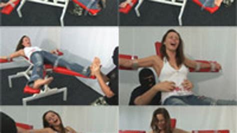 Lolas Tickling On The Red Devil Full Clip Low Quality Czech