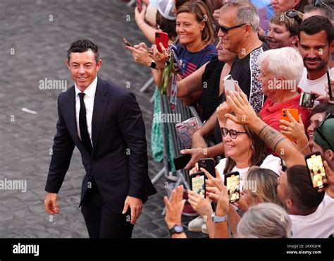 Europes Rory Mcilroy Greets Fans At The Spanish Steps Of Rome Italy