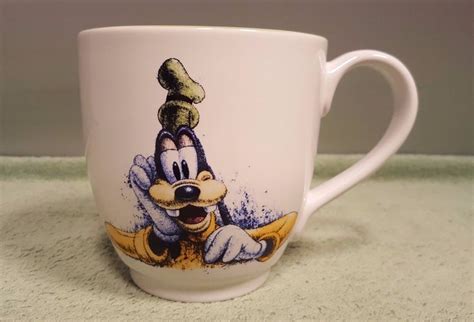 Disney World Goofy Coffee Tea Soup Mug Large 20 Oz White Green Disney