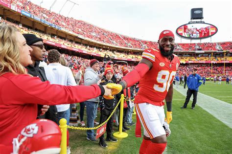 Chiefs Player Gives Away Peacock Subscriptions After Fan Blackout