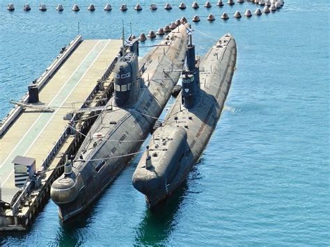 Pin By Fedor On Submarines Russian Submarine Submarines Naval