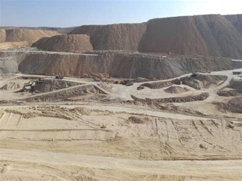 Sedimentary Vs Igneous Phosphate Rock