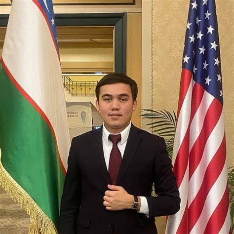 Prodyuser Digital Marketing Tadbirkor Komronyuldoshev • Threads Say More