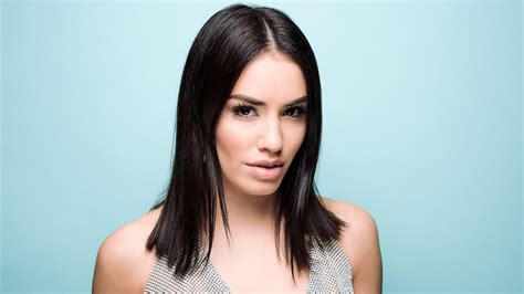 De Niña A Femme Fatale Lali Espósito La Evolución Y La Transformación De Estilo De Una Diva