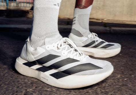 adidas представили самые легкие кроссовки Adizero Adios Pro Evo 1 за $500