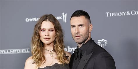 Sumner Stroh Apologises To Adam Levines Wife After Alleged Affair
