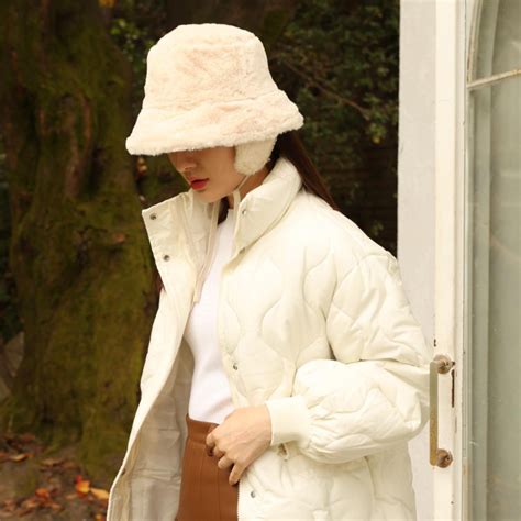 퀸잇 골프귀달이모자 겨울골프모자 여자골프햇 밍크털귀달이벙