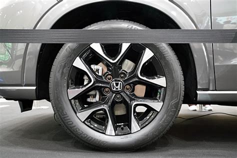 ホンダ ZR V e HEV プロトタイプ グレー Honda ZR V e HEV prototype Gray Car and