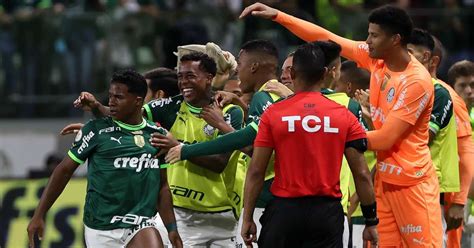 Contagem regressiva Saiba o que o Palmeiras precisa para ser campeão