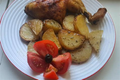 Pileći bataci sa krompirom u kesi Recept BonApeti rs