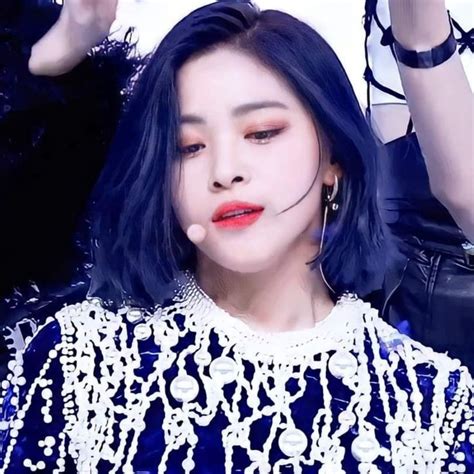 Ryujin Owns The Wannabe Era 1000000000 💙🔥 Kpop Girls Asian Actors