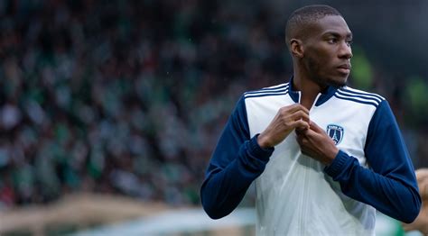 Adama Camara Paris FC Mon Histoire Peut Servir D Exemple Foot