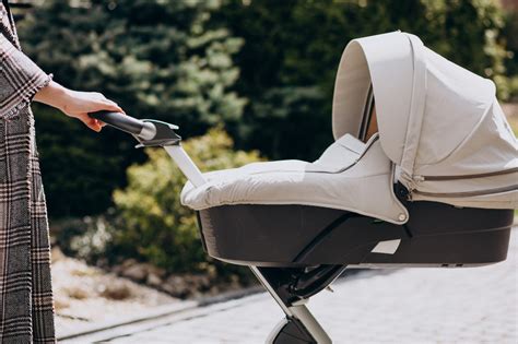Wózek spacerowy na co zwrócić uwagę przy jego wyborze Wózek