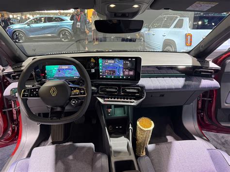 Renault 4 E Tech Autoweek