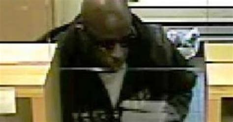 Chicago Man Charged In Bank Robbery Cbs Chicago