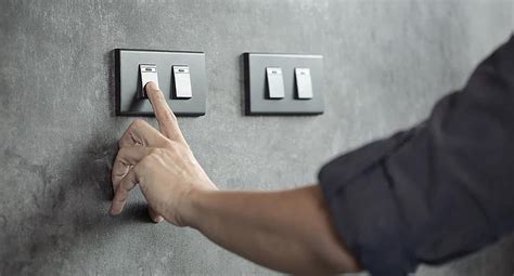 Light Switch Is Stuck At Ryan Sipes Blog