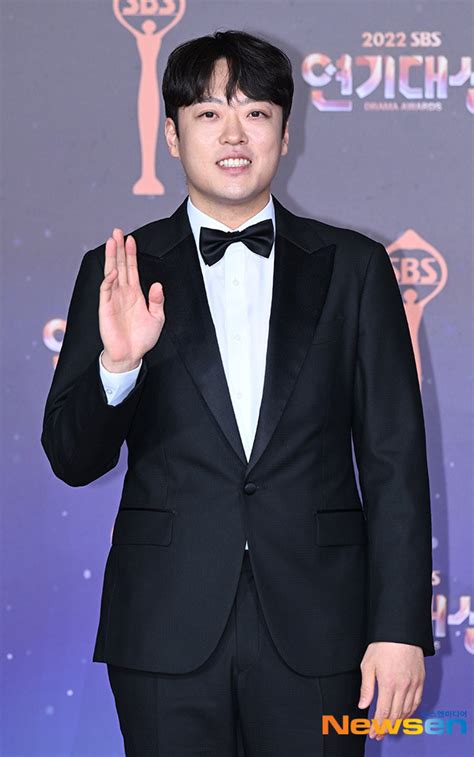 정순원 부드럽게 인사 포토엔hd 손에 잡히는 뉴스 눈에 보이는 뉴스 뉴스엔