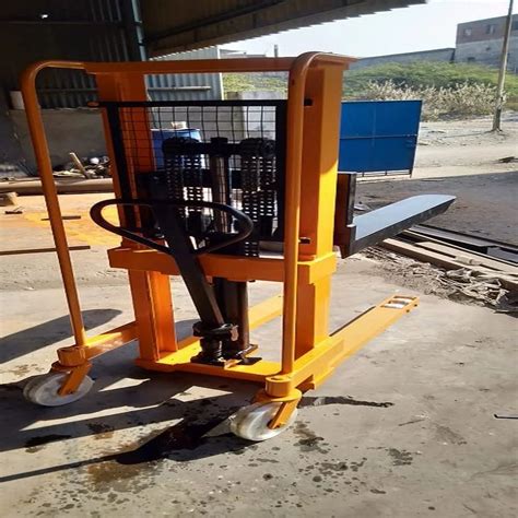 Lip Mild Steel Electric Operated Stacker For Industrial At ₹ 70000 In
