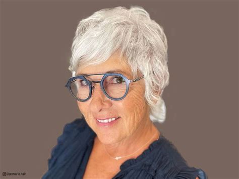 25 Incredible Short Shag Haircuts Older Women Are Getting In 2023