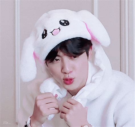 Bts Community Post 이 정도 갭차이면 다른 멤버들도 누구세요 하는 거 아니냐고ㅋㅋㅋㅋㅋ큐ㅠㅠ큐