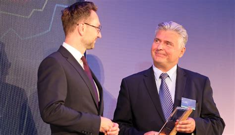 Automotivesupplierspl Przemysł Motoryzacyjny W Polsce Pilkington
