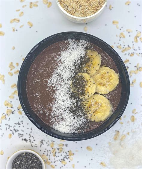 Chocolate Banana Oat Smoothie Bowl Lowan