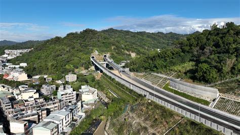 國4豐潭段全線通車 蘇揆感謝盧秀燕：要記得所有辛苦挑擔的人 新聞 Rti 中央廣播電臺