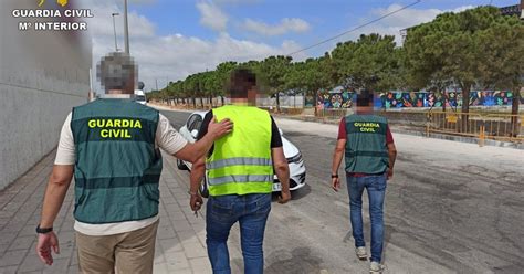 Detenido en Alicante un hombre tras el hallazgo del cadáver de una mujer