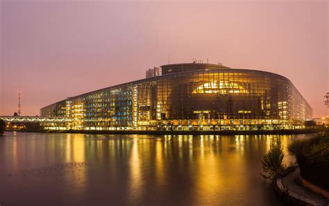 Європарламент засудив використання Росією дезінформації для виправдання війни в Україні