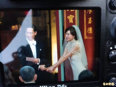 林志玲成婚激動落淚 林爸囑akira「一切就拜託你」 自由娛樂