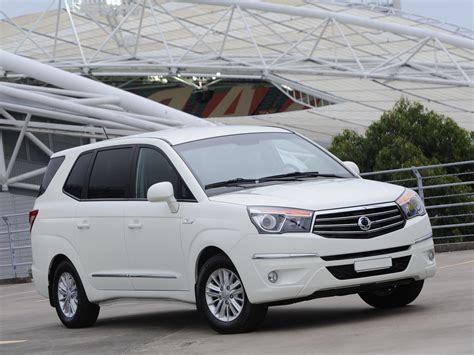 Sang Yong Stavik - specifications, equipment, overview, photos
