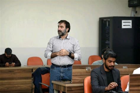 ahmed siddiqi on linkedin explaing the difference between a model and