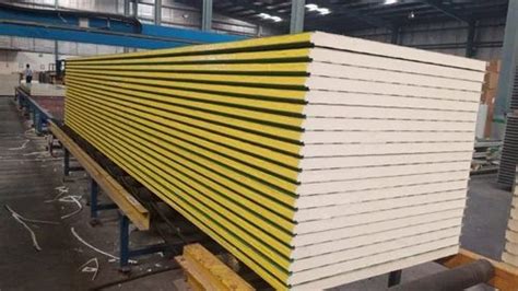 Color Coated 30 Mm Insulated PUF Roof Panels At 125 Sq Ft In Surat