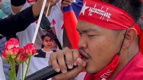 စစ်အာဏာသိမ်းနှစ်နှစ်ပြည့် ဘန်ကောက်ကုလရုံးရှေ့ မြန်မာတွေစုဝေးဆန္ဒပ