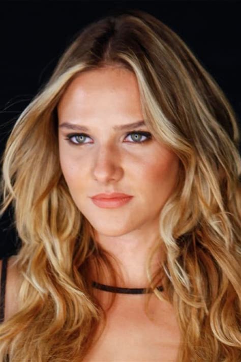 阿丽娜·博兹 Alina Boz 角色解析、出演作品、人物照片 剧面