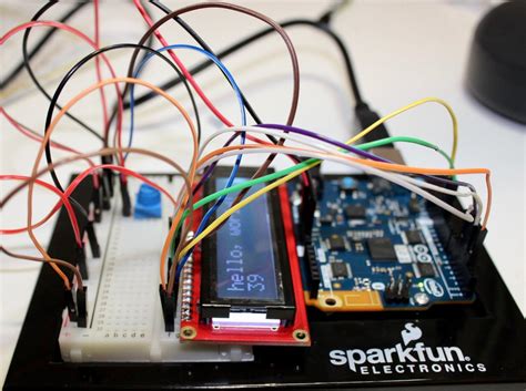 Using an LCD Screen With an Arduino 101 : 4 Steps (with Pictures ...
