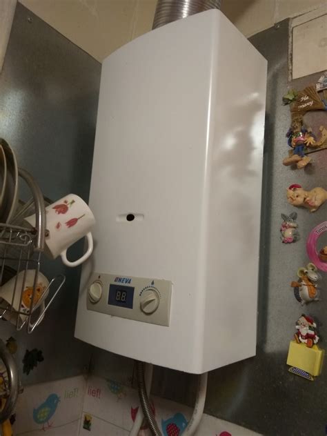 Géiseres BaltGaz: Confort 11 y 15, 13 y 4510, como encendido y ...
