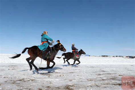 C视频助力十四冬 马踏飞雪迎新春 四川在线