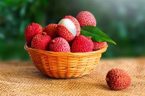 6 Manfaat Buah Leci Untuk Kesehatan Tubuh Alodokter
