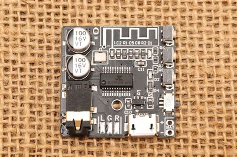Подключение Bluetooth колонки к магнитоле