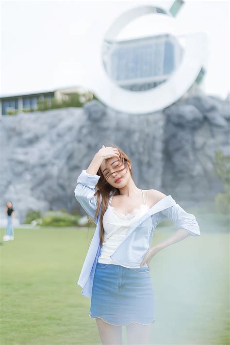 Wallpaper Imut Gadis Model Orang Seksi Wanita 3840x5760