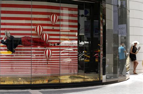 La Confianza De Los Consumidores De La Eurozona Crece 03 Puntos En