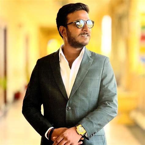 सनधय सघव sanidhya sanghvi369 Threads Say more
