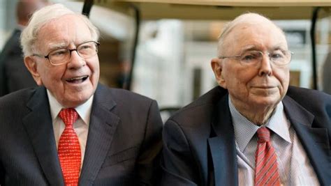 Charlie Munger Cánh tay phải từng đố kỵ với Warren Buffett đã vượt qua