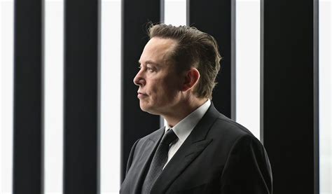 In Hamburg Tesla Erhält Negativpreis „verschlossene Auster” Mopo