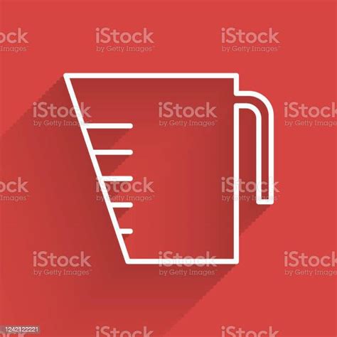 긴 그림자로 분리 된 건조 하고 액체 식품 아이콘을 측정하는 흰색 라인 측정 컵 손잡이가 달린 플라스틱 그라디드 비커 벡터 일러스트레이션 가정 생활에 대한 스톡 벡터 아트